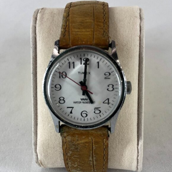 Timex | Accessories | Vintage Timex Wind Up Wrist Watch | Poshmark